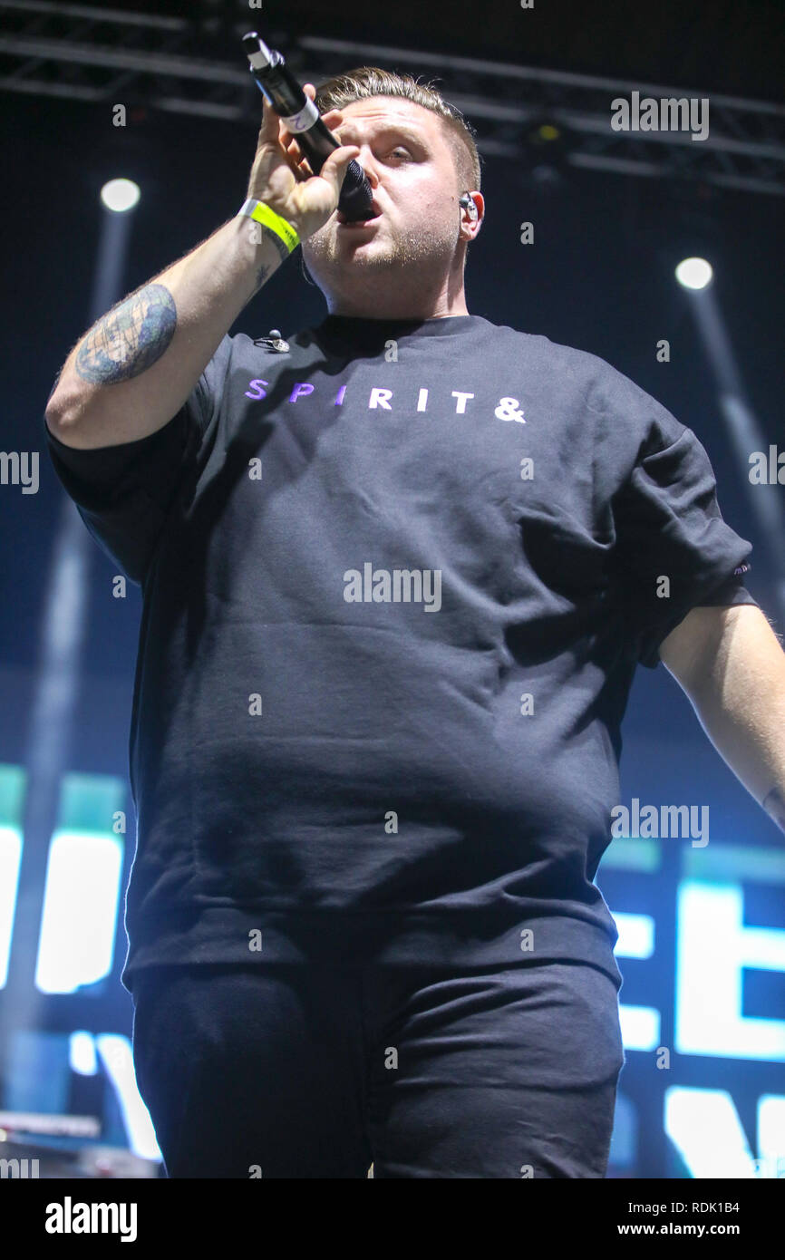 Jamie Lee Harrison 2017 BGT Finalist, signed a Record Deal 8 Weeks ago ...