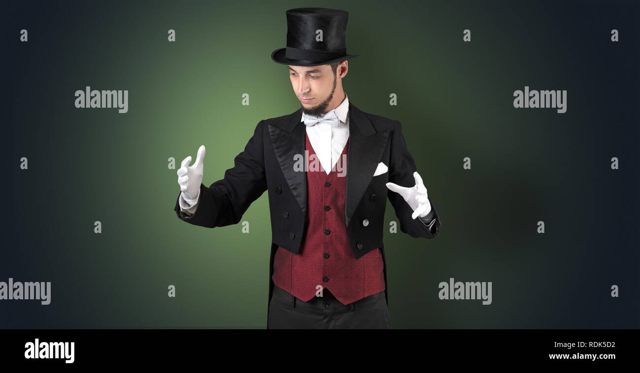 Magician hi-res stock photography and images - Alamy
