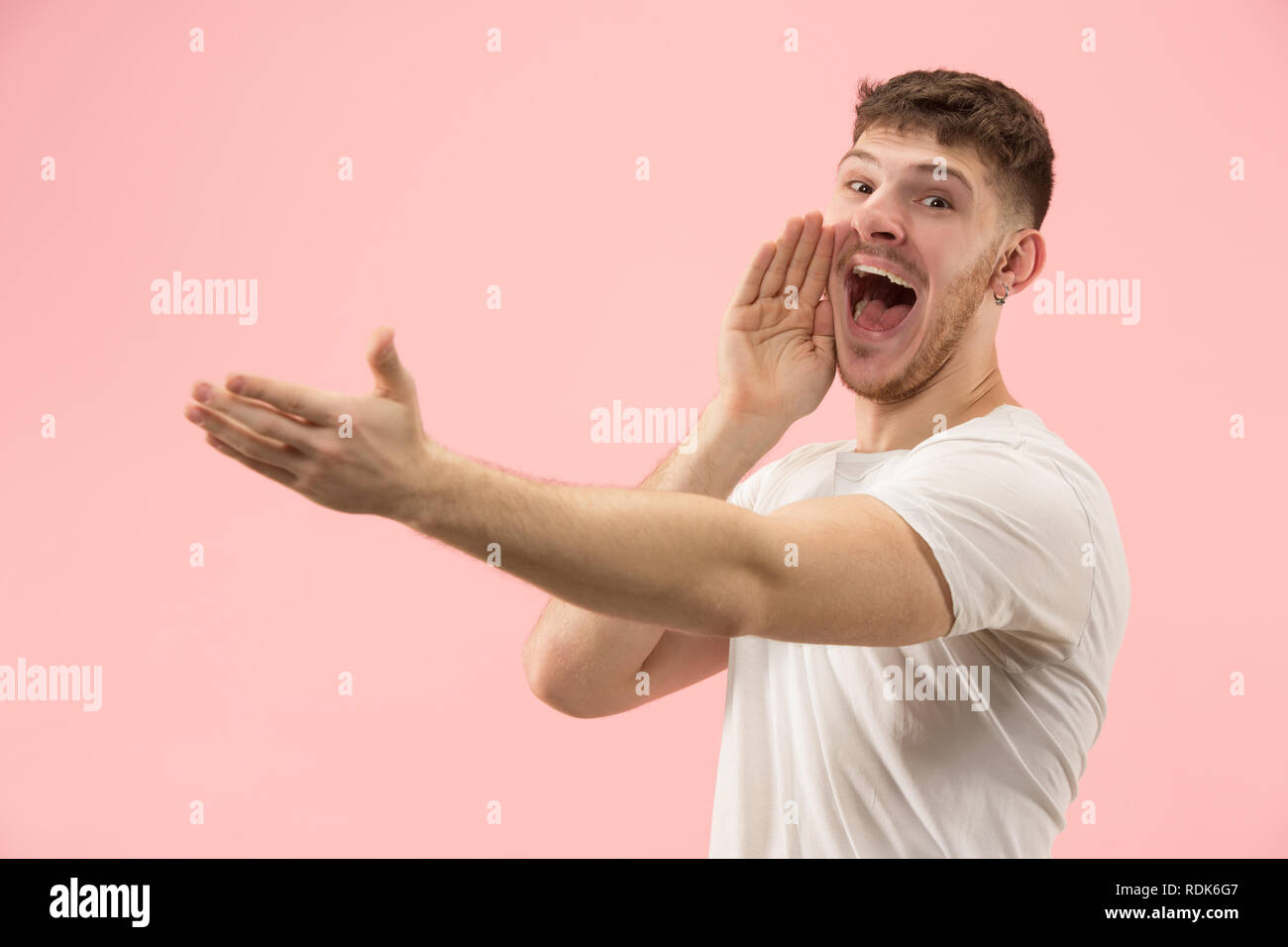 Do not miss. Young casual man shouting. Shout. Crying emotional man ...