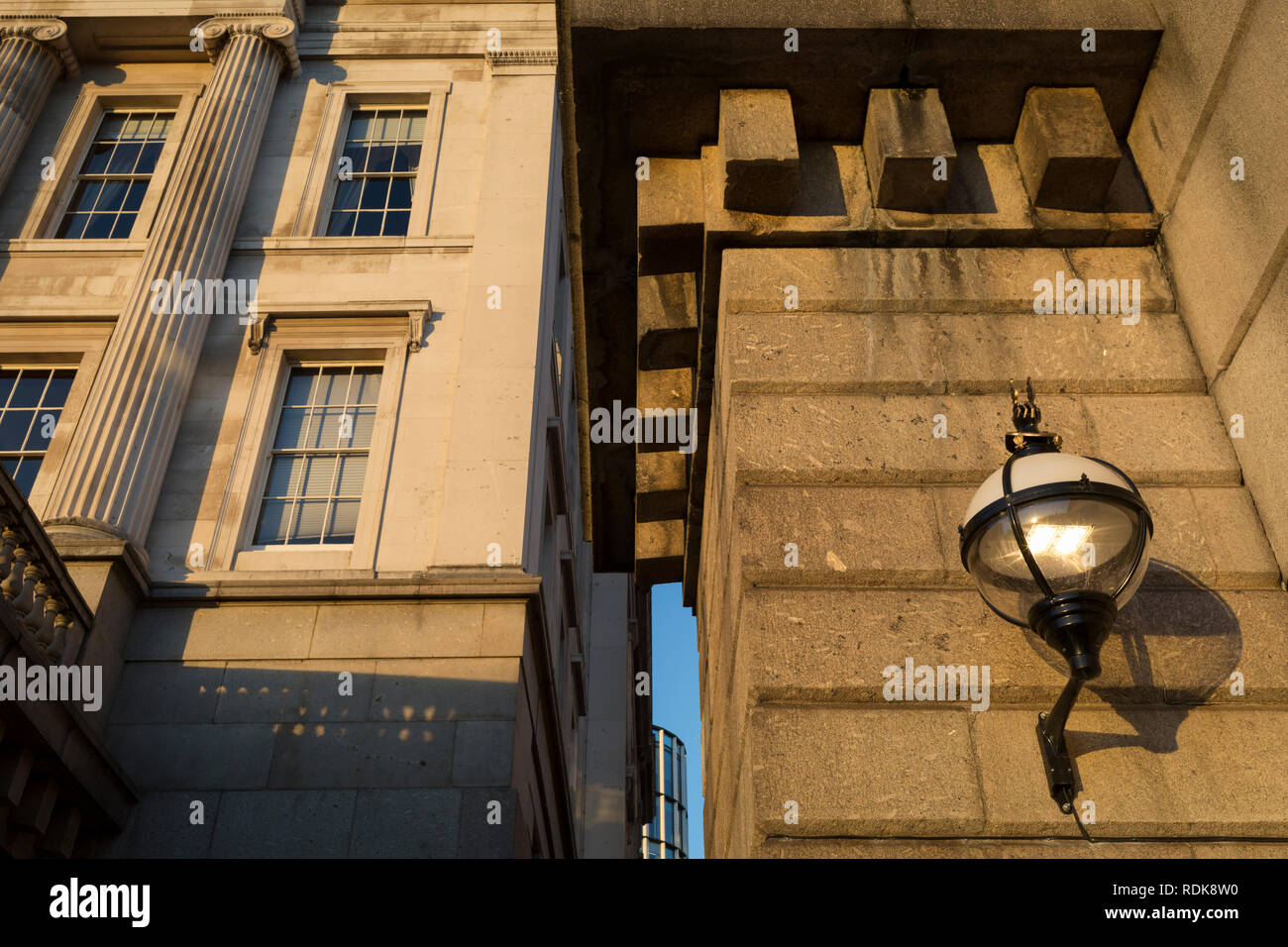 Fishmongers liver hi-res stock photography and images - Alamy