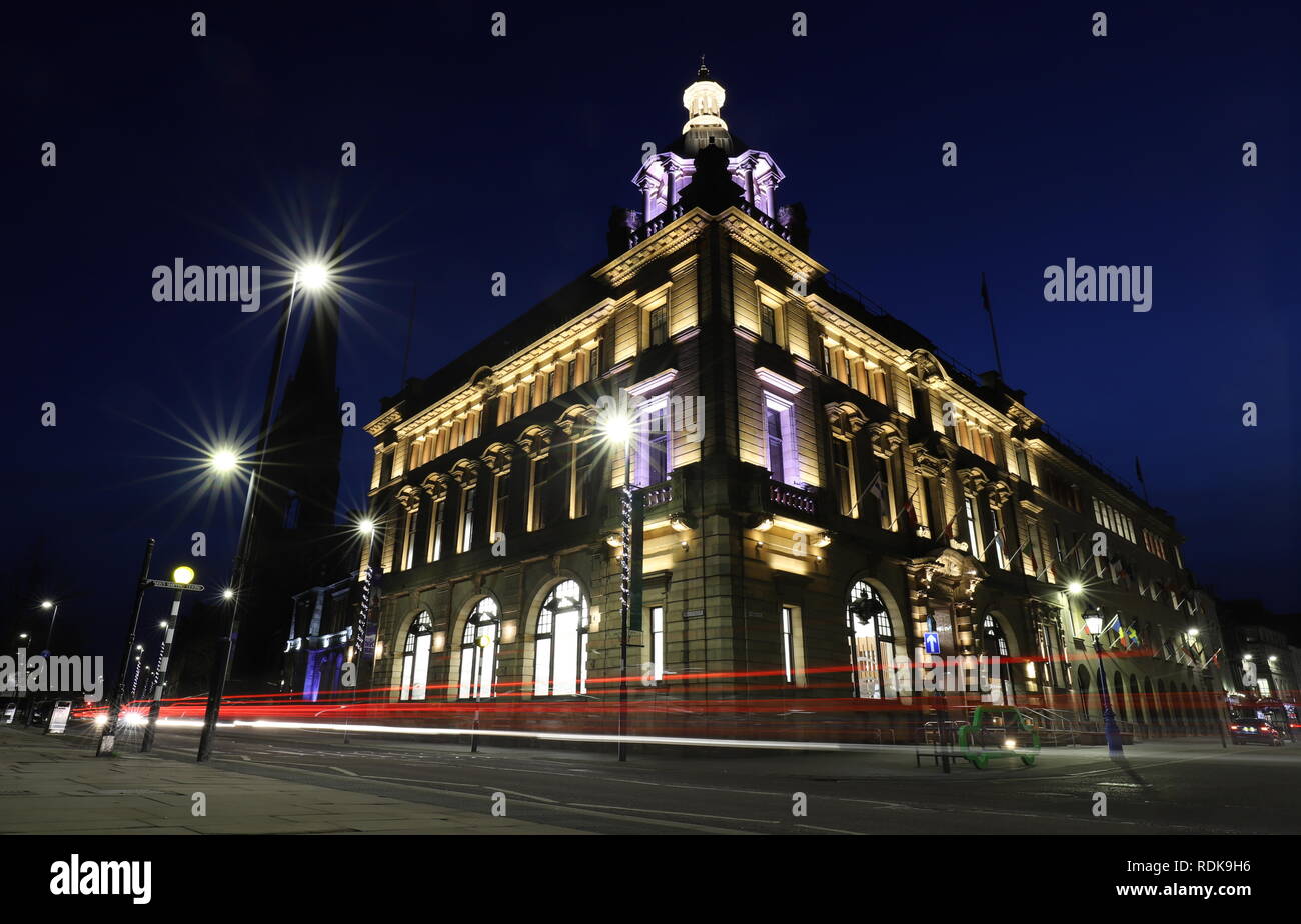 Perth street scene night hi-res stock photography and images - Alamy