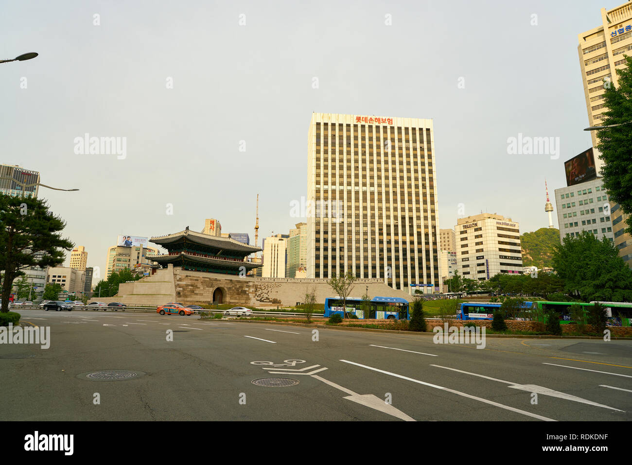 The Eight Gates Of Seoul High Resolution Stock Photography and Images ...