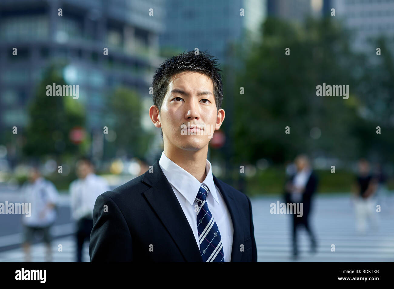 Young Japanese businessman Stock Photo - Alamy