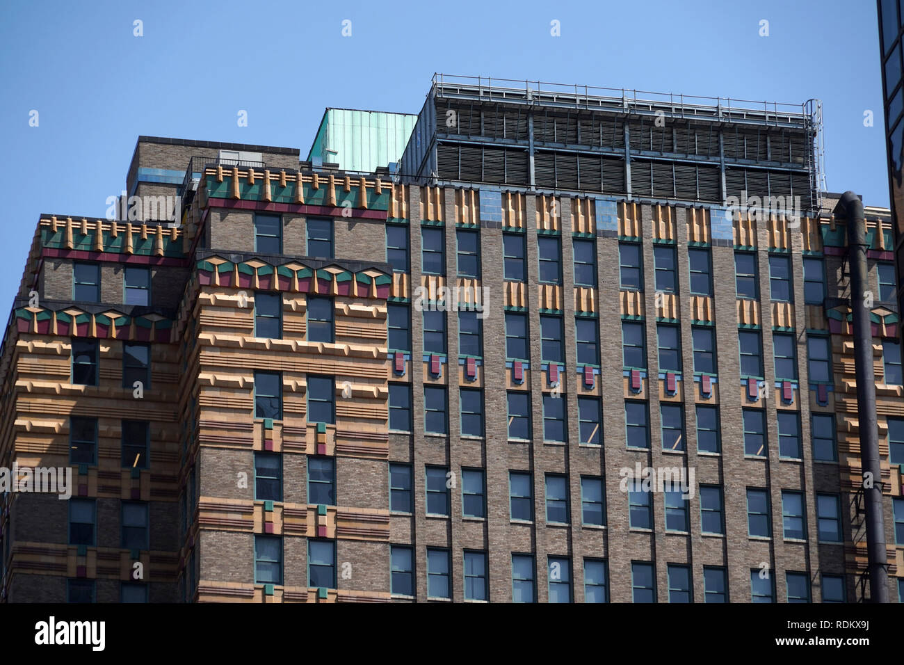 Skyscrapers sky bottom view hi-res stock photography and images - Alamy