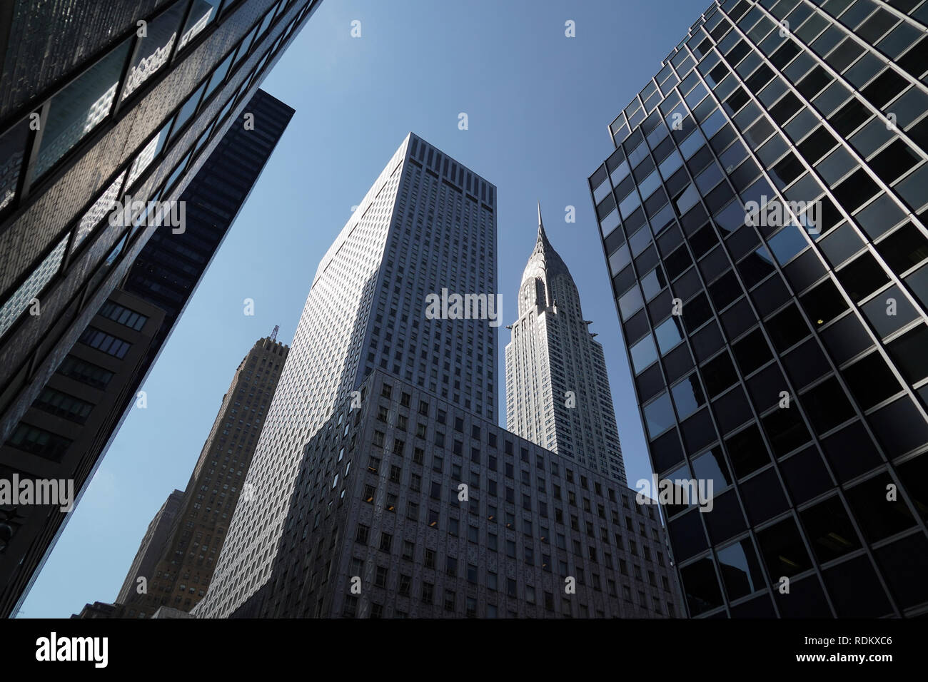 View from bottom up skyscrapers hi-res stock photography and images - Alamy
