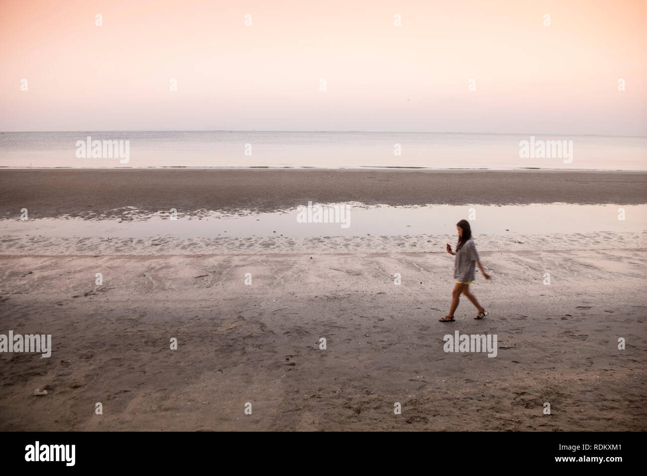 the Bang Saen Beach at the Town of Bangsaen in the Provinz Chonburi in ...