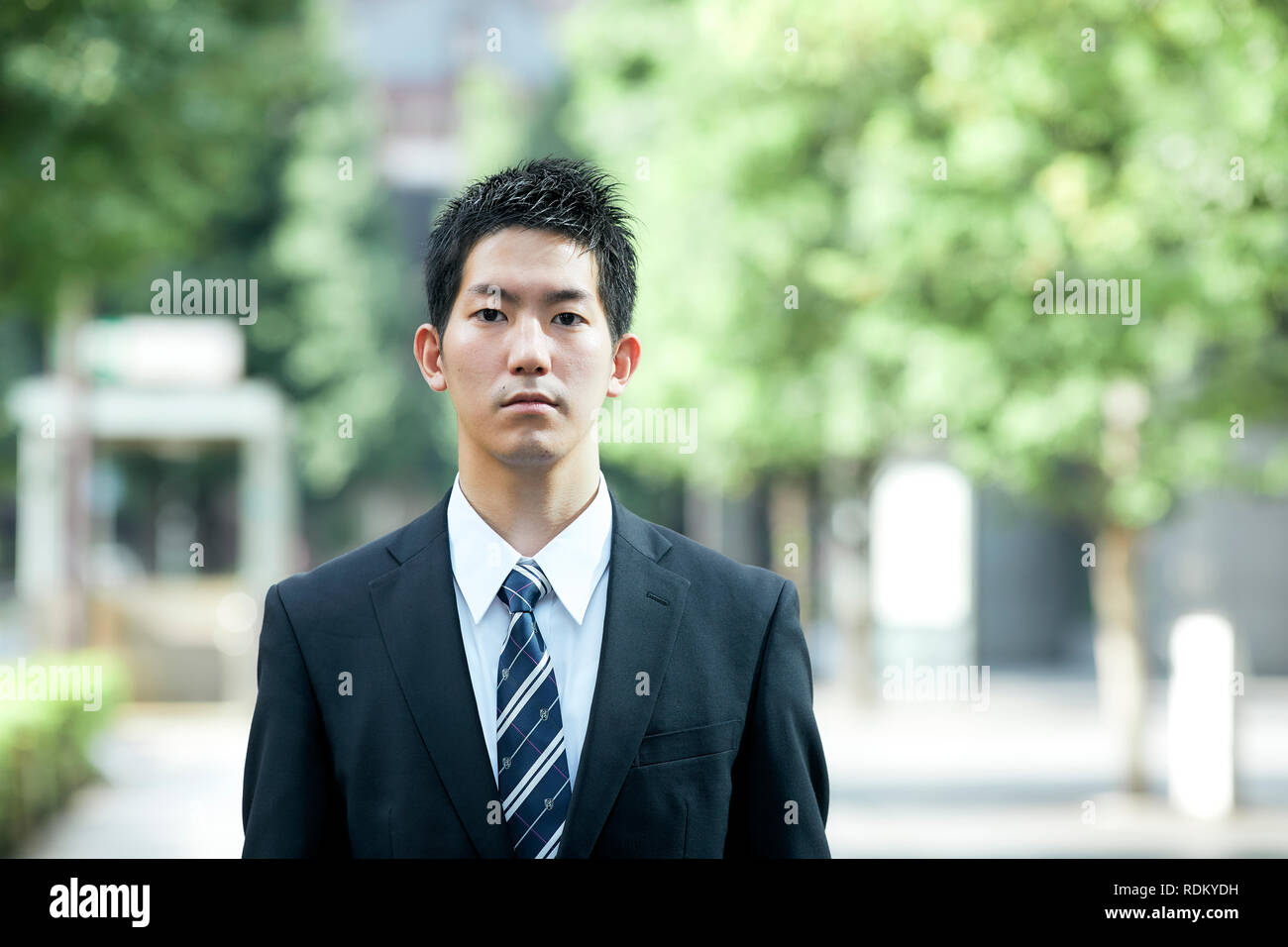 Young Japanese businessman Stock Photo - Alamy