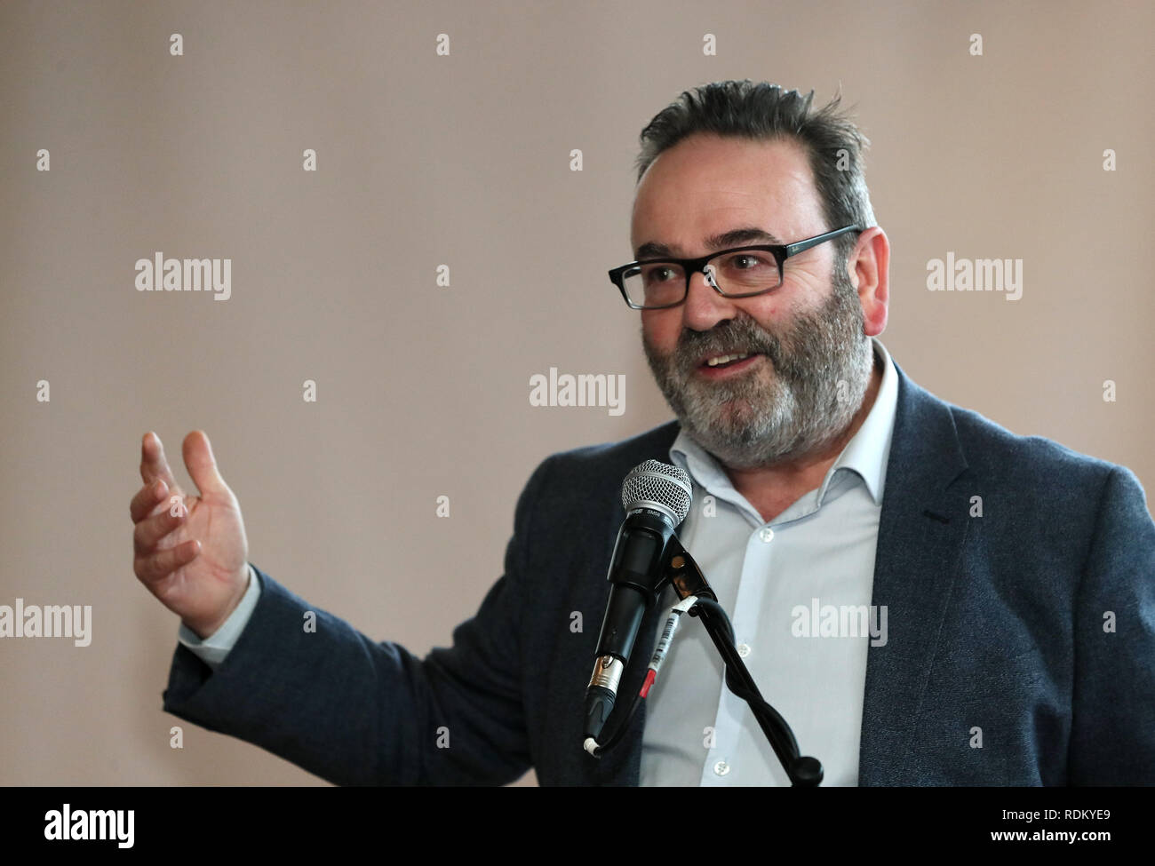 Abbey theatre dublin hi-res stock photography and images - Alamy