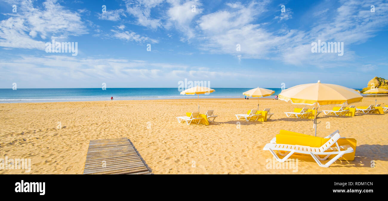 Season beaches sand hi-res stock photography and images - Alamy