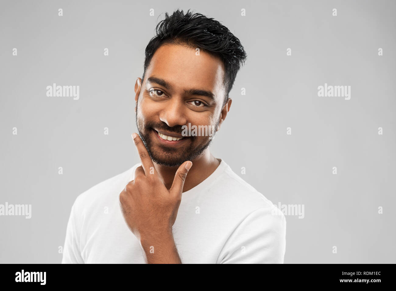 Indian man with grey beard hi-res stock photography and images - Alamy