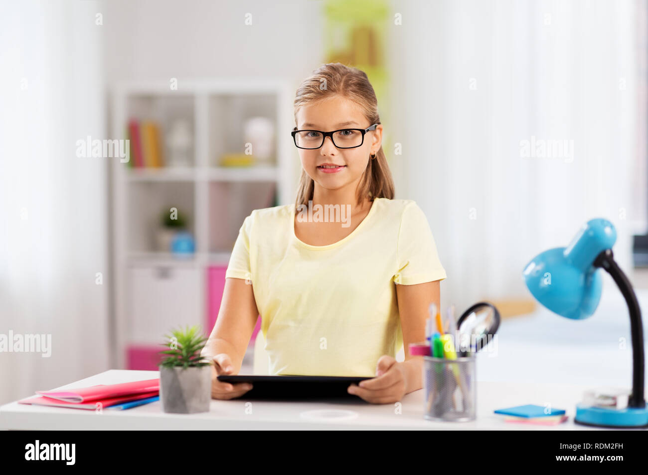 Student homework computer hi-res stock photography and images - Alamy