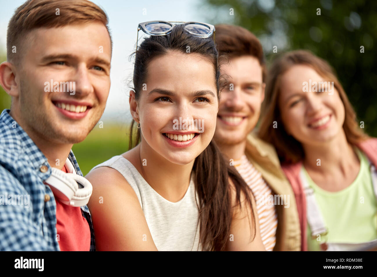 Teenage couple laughing hi-res stock photography and images - Alamy