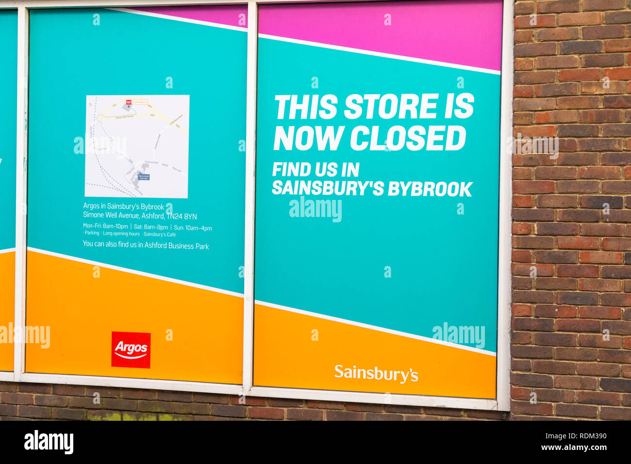 Argos closed down hi-res stock photography and images - Alamy