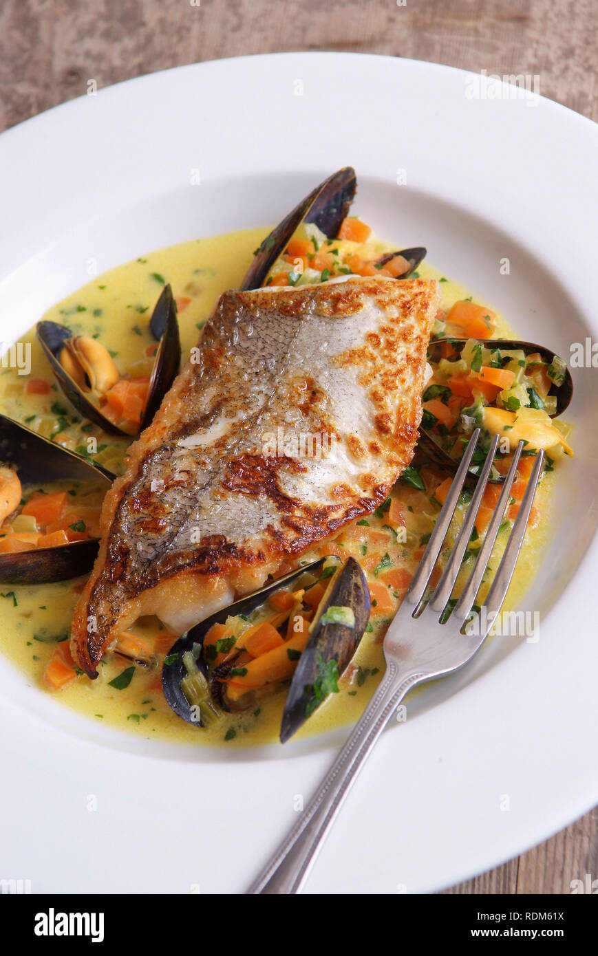 Hake fillet hi-res stock photography and images - Alamy