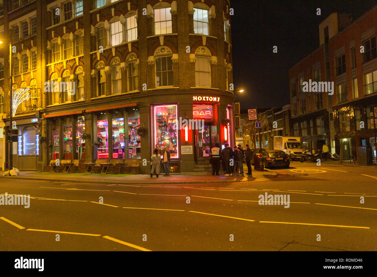 7 bar hi-res stock photography and images - Alamy