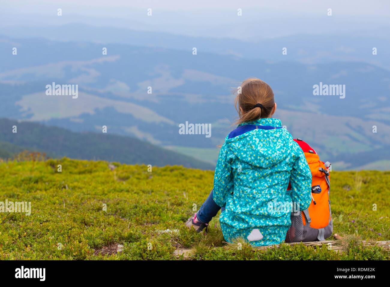 tourist girl and mountain views Stock Photo - Alamy
