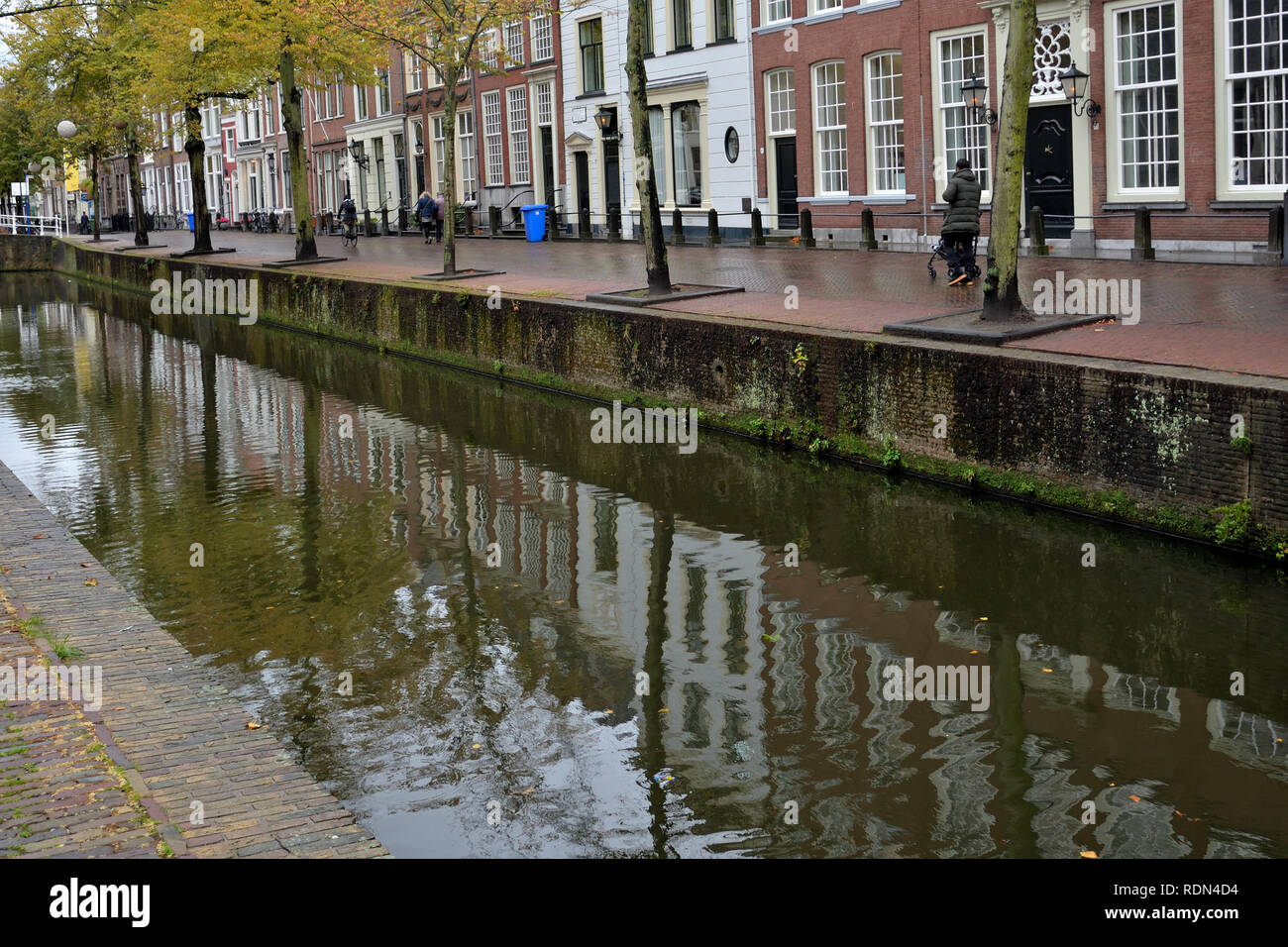 Delft colors hi-res stock photography and images - Alamy