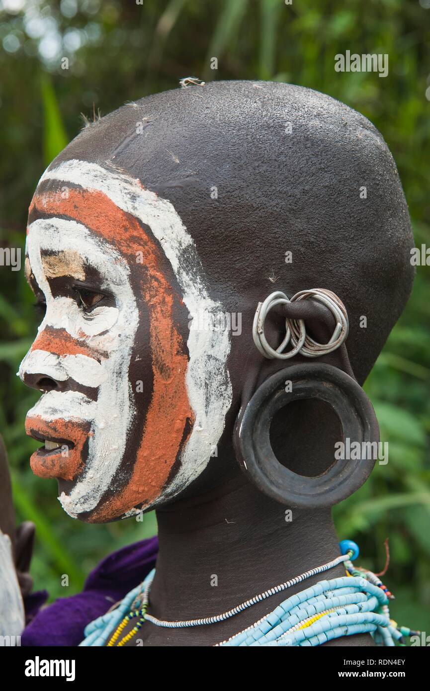 Closeup earlobe african hi-res stock photography and images - Alamy