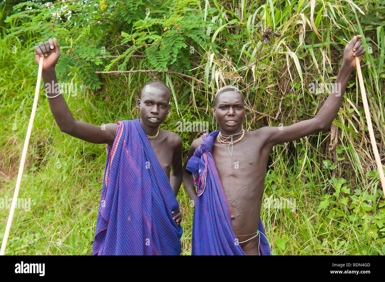 Surma men hi-res stock photography and images - Alamy