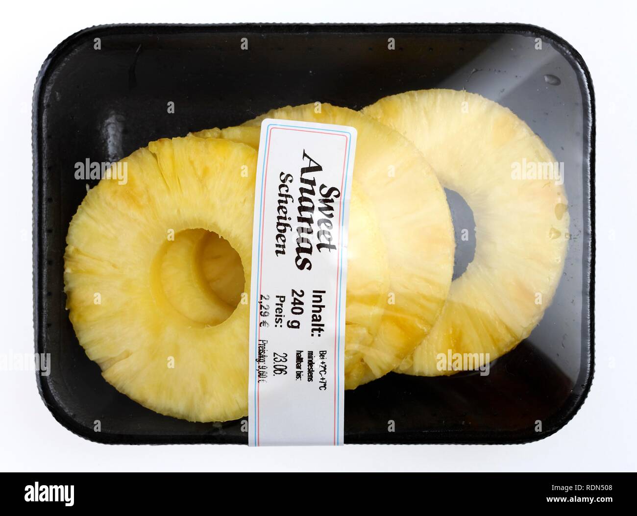 Plastic rings packaging hi-res stock photography and images - Alamy
