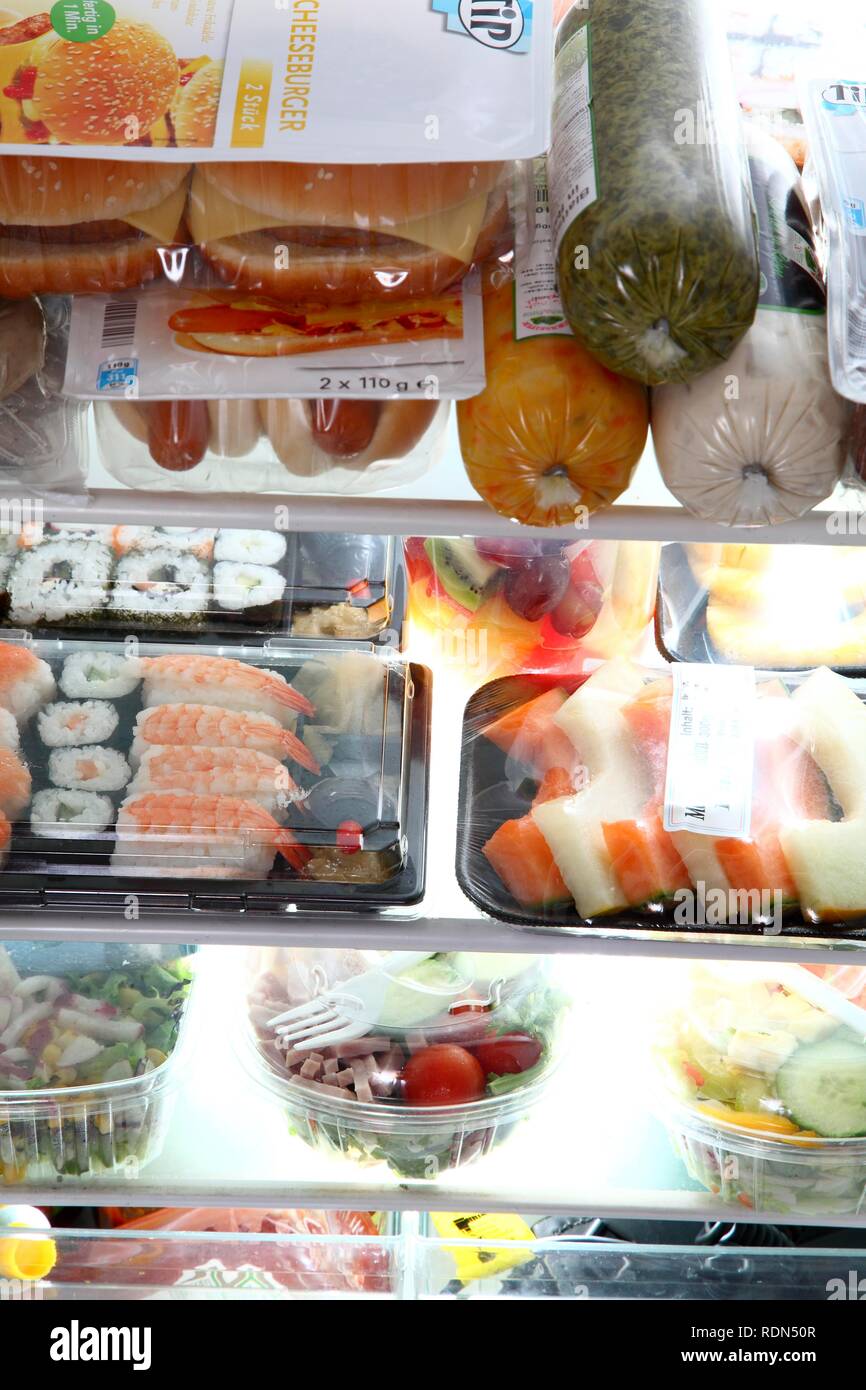 Packed meals hi-res stock photography and images - Alamy