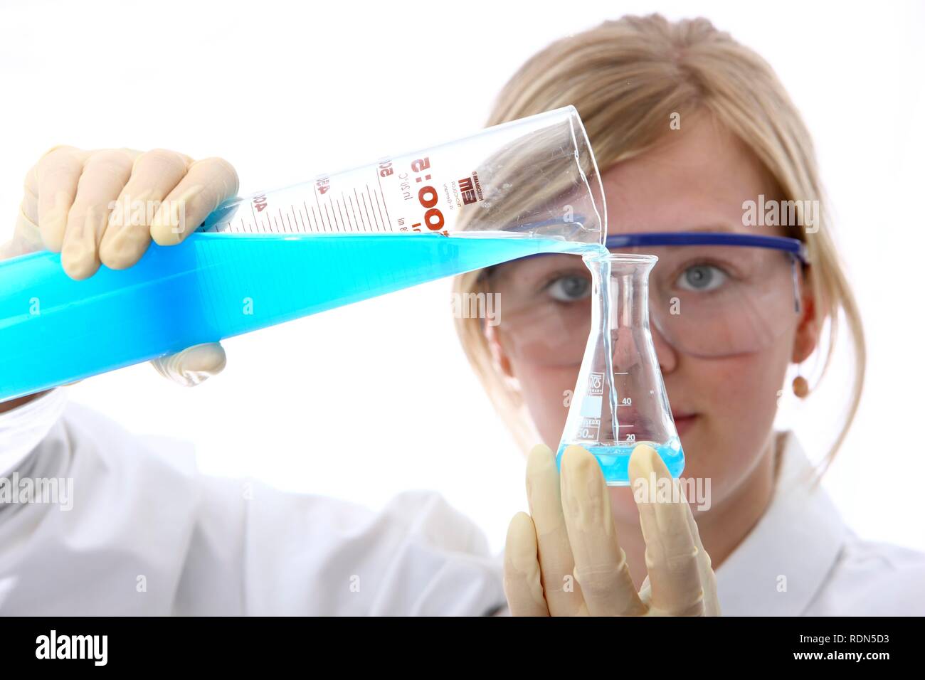 Chemistry laboratory, lab technician at work Stock Photo - Alamy