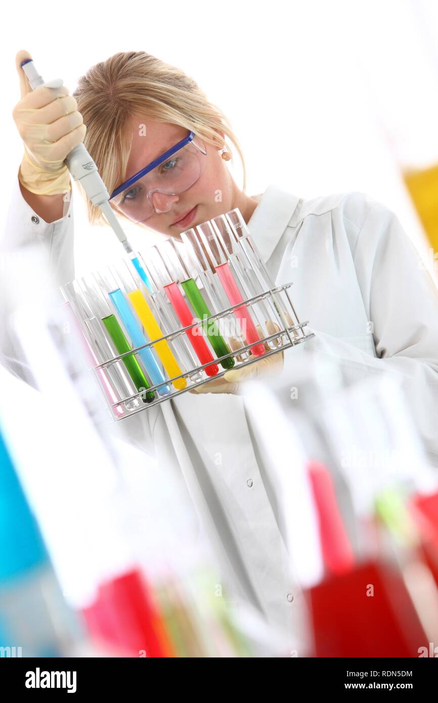 Chemistry laboratory, lab technician at work Stock Photo - Alamy