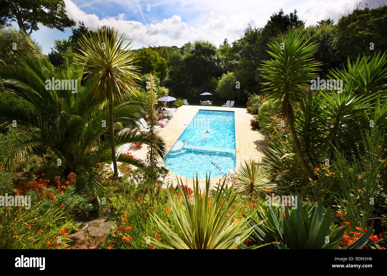 Outdoor swimming guernsey hi-res stock photography and images - Alamy