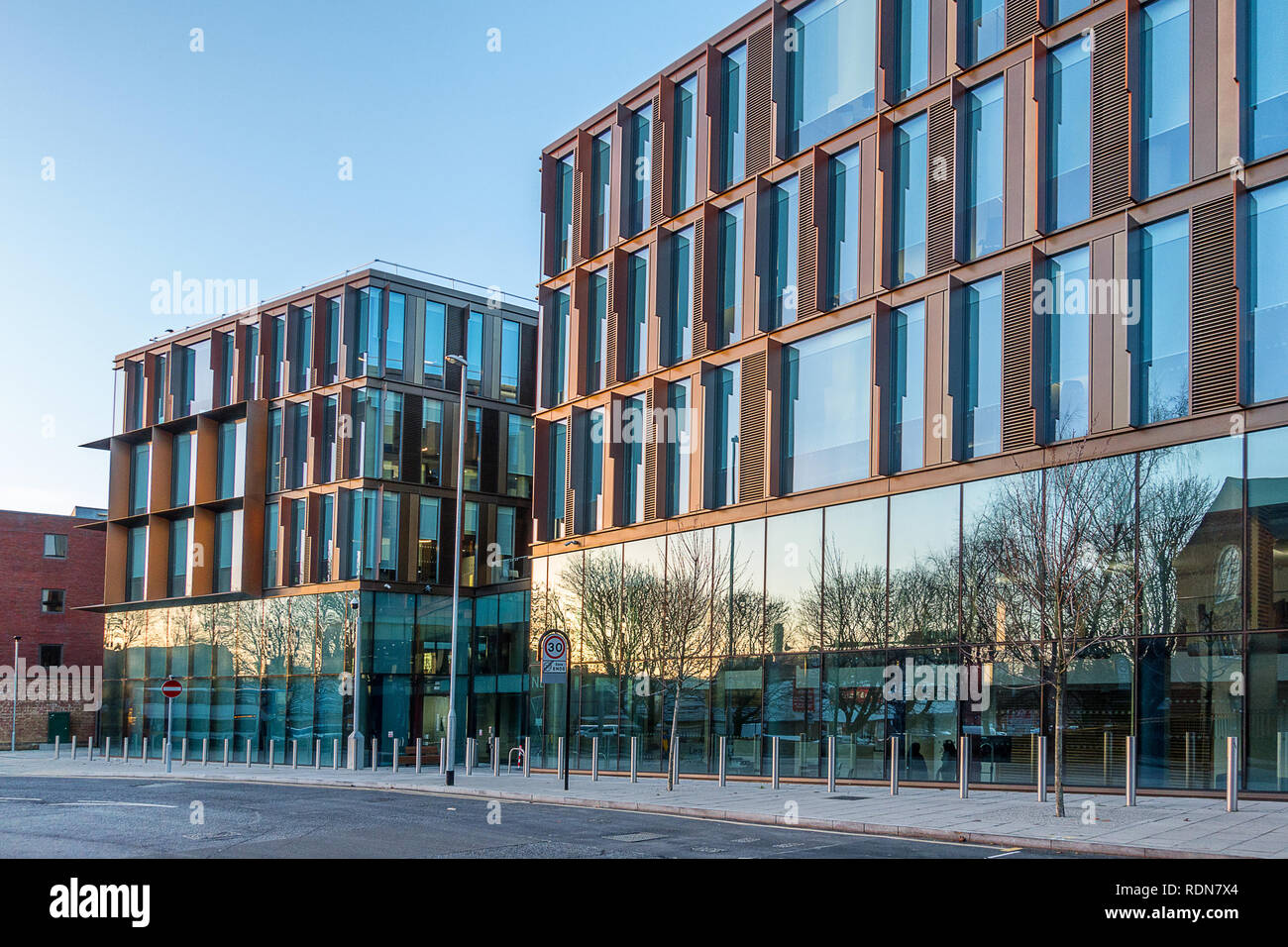 One angel square hi-res stock photography and images - Alamy