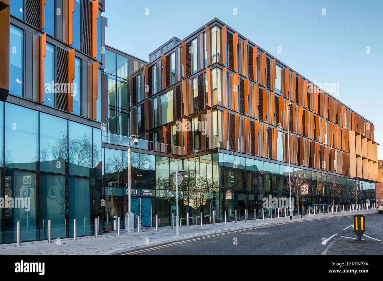 One angel square hi-res stock photography and images - Alamy