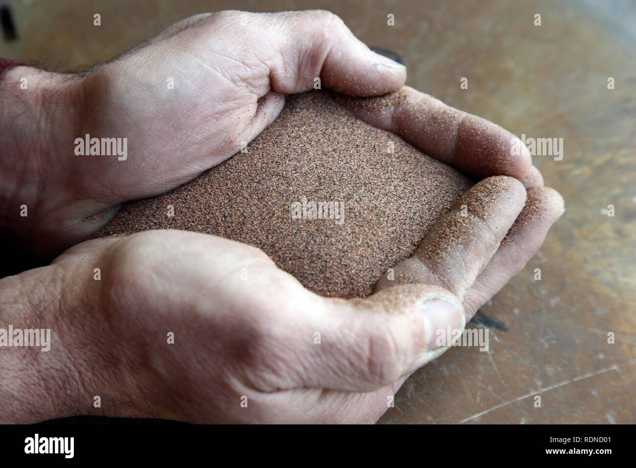 Quarz sand hi-res stock photography and images - Alamy