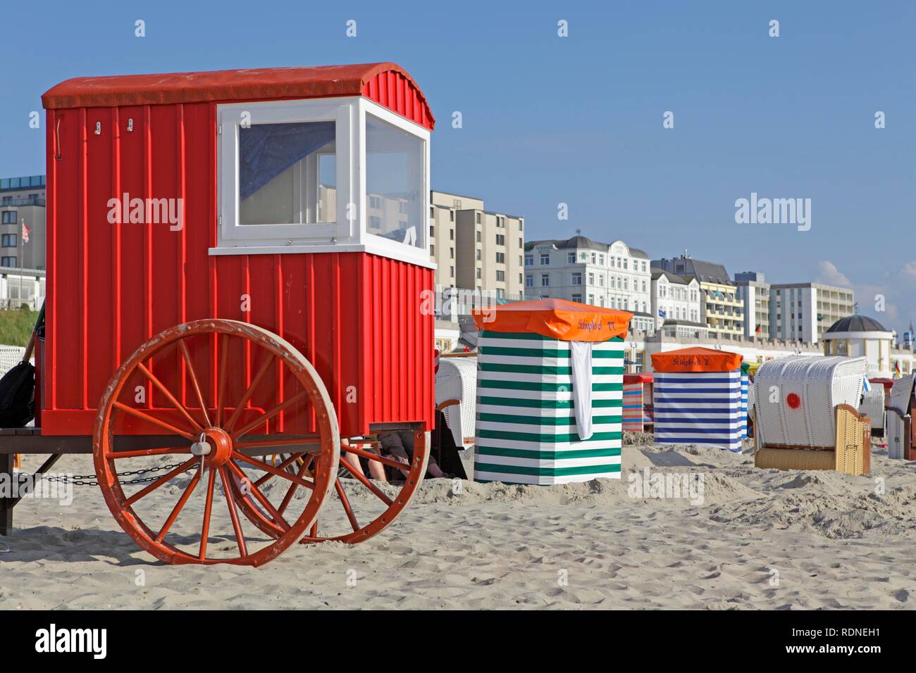 Bathing machine hi-res stock photography and images - Alamy