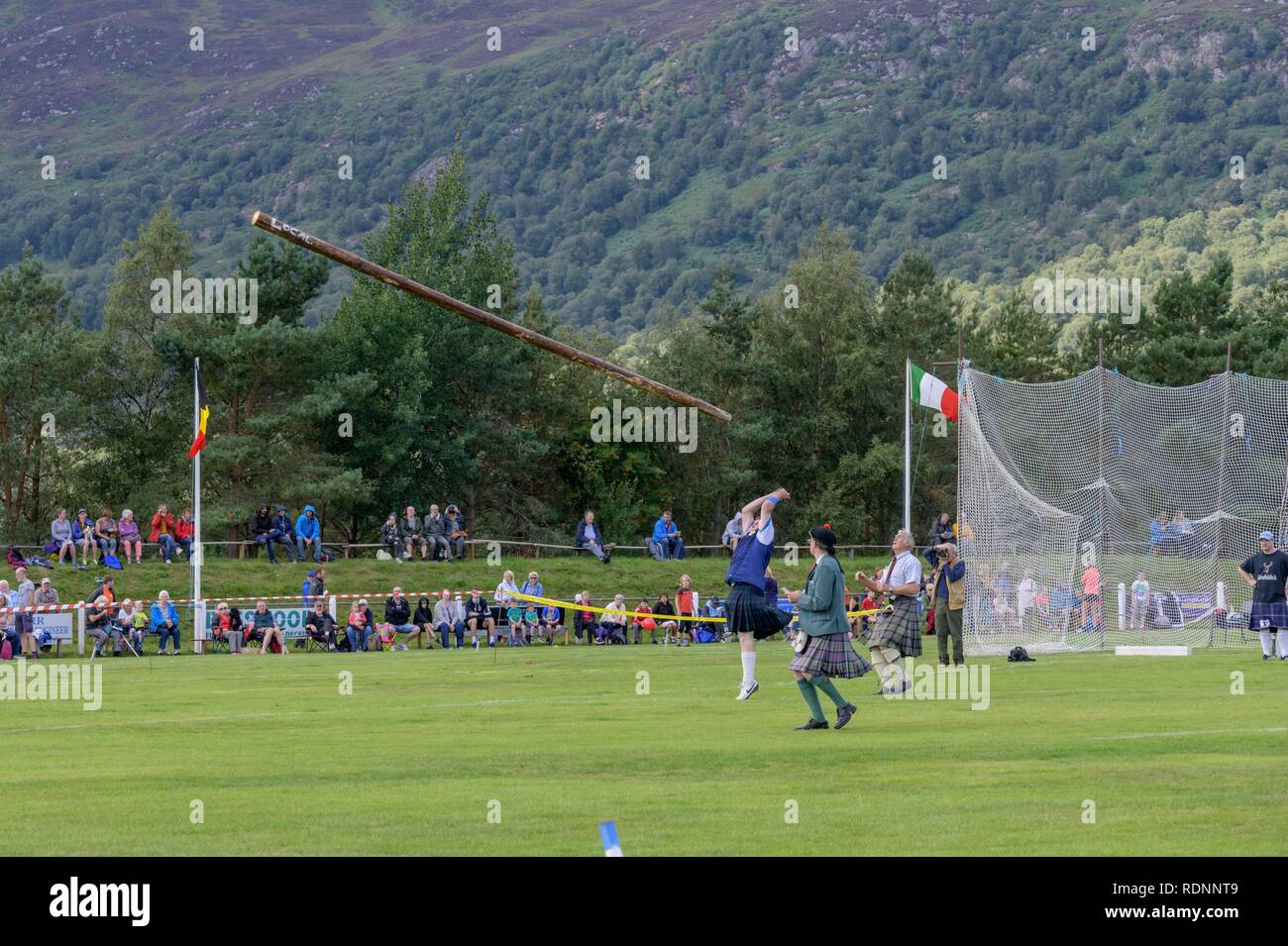 Tossing the caber, Highland Games, Newtonmore, Scotland, United Kingdom ...