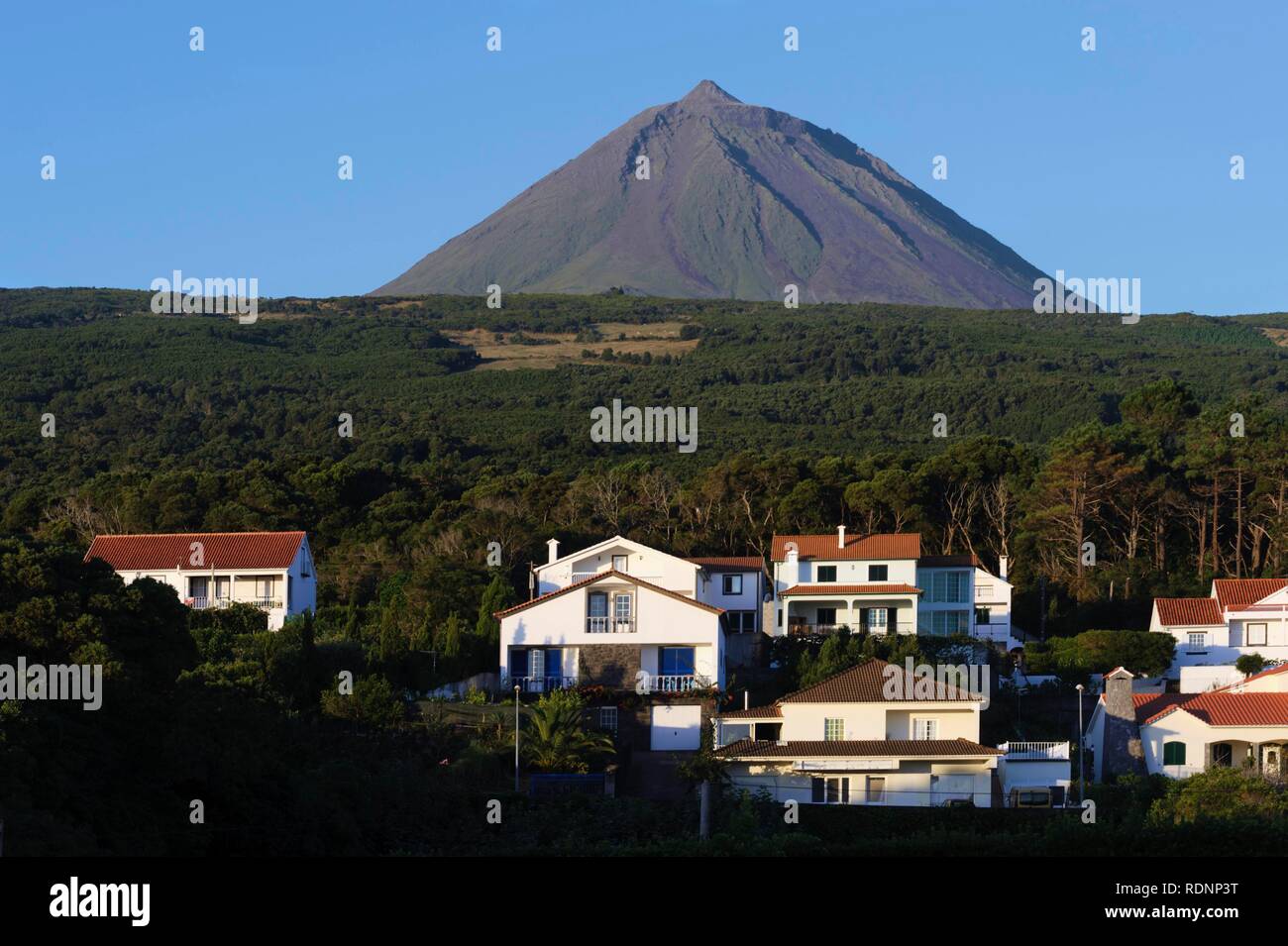 Pico alto azores hi-res stock photography and images - Alamy