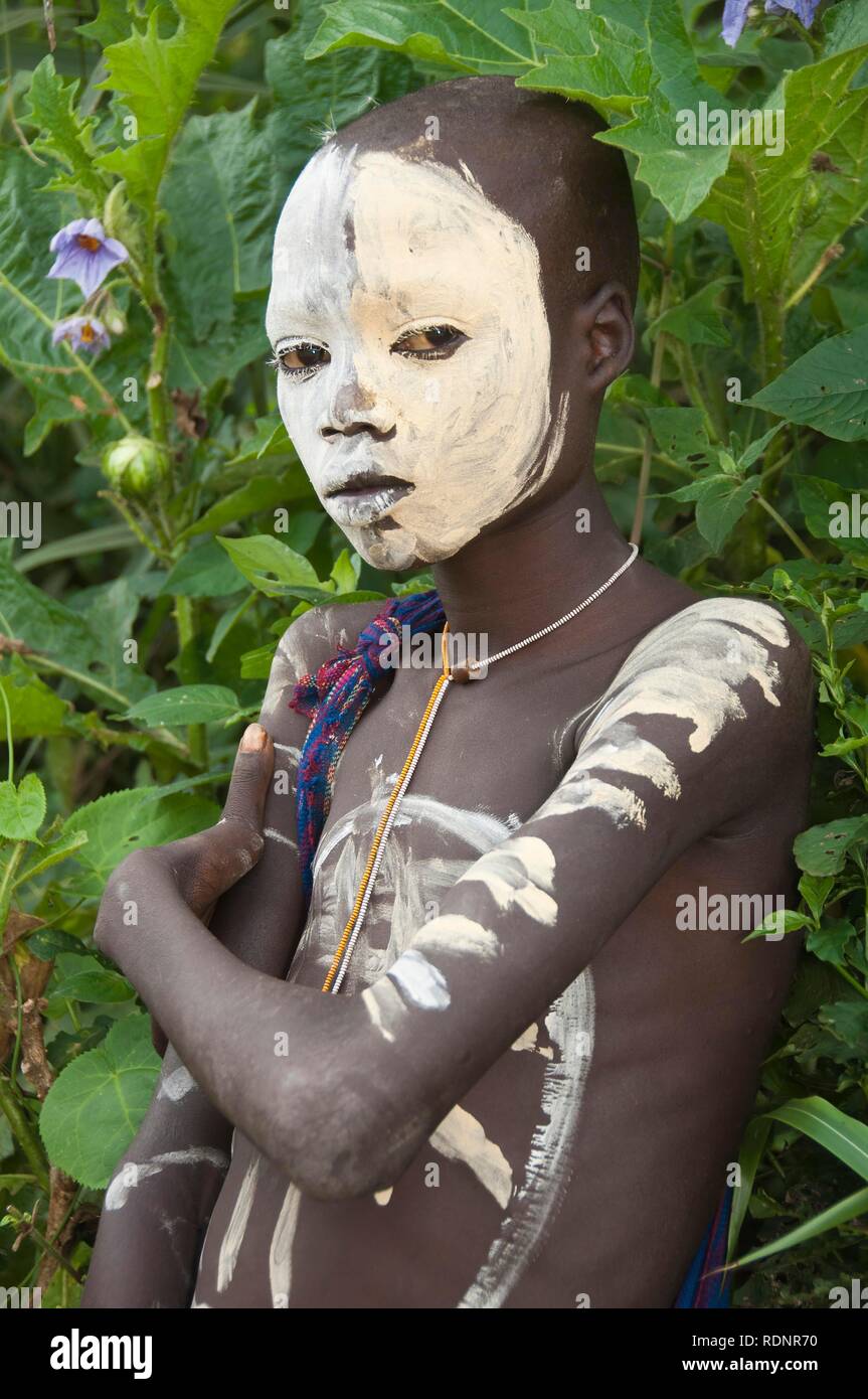 Surma boy with body painting, Kibish, Omo valley Valley, Ethiopia ...