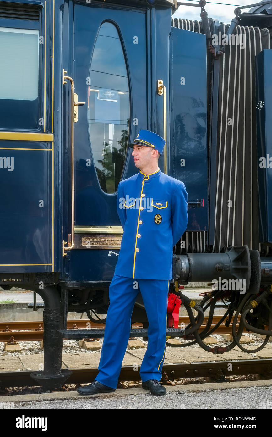 Royal orient train hi-res stock photography and images - Alamy