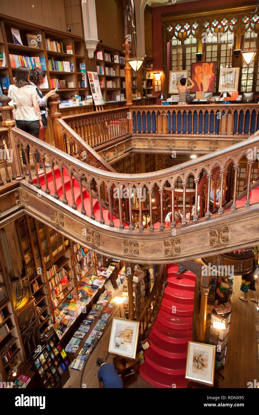 Staircase of the lello and irmao bookstore hi-res stock photography and ...