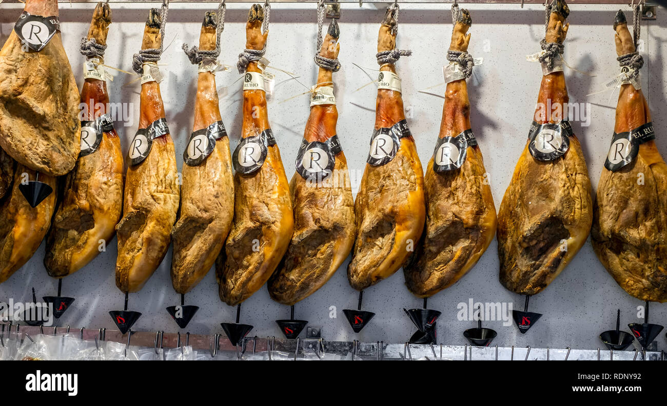 Jamon iberico man hi-res stock photography and images - Alamy