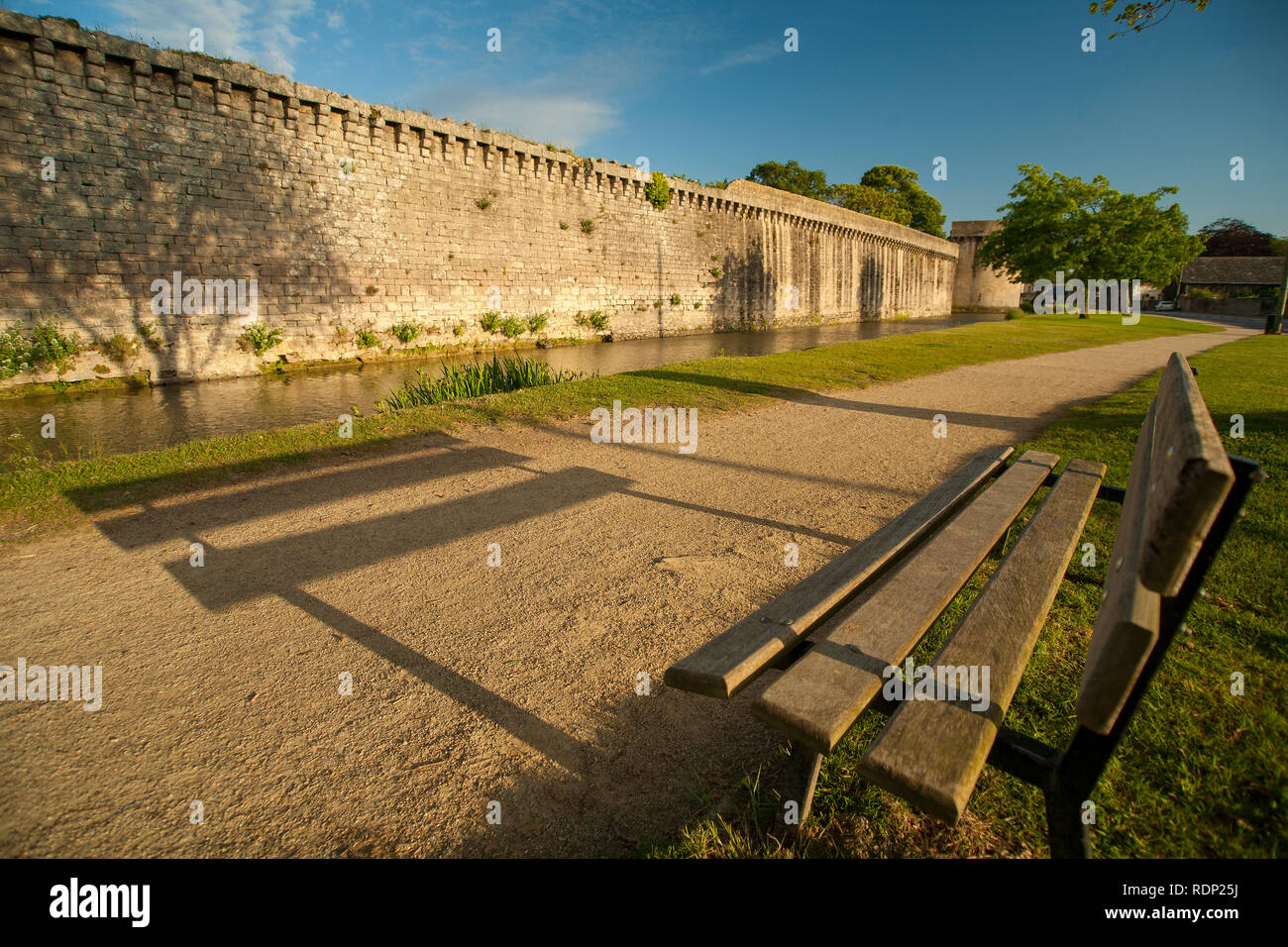 Pretty medieval fortified town hi-res stock photography and images - Alamy