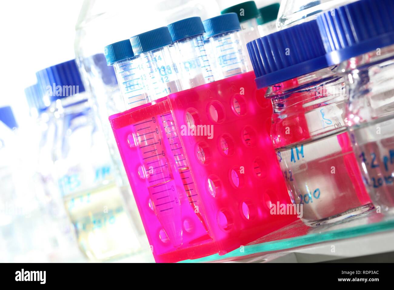 Medical jars fluids hi-res stock photography and images - Alamy