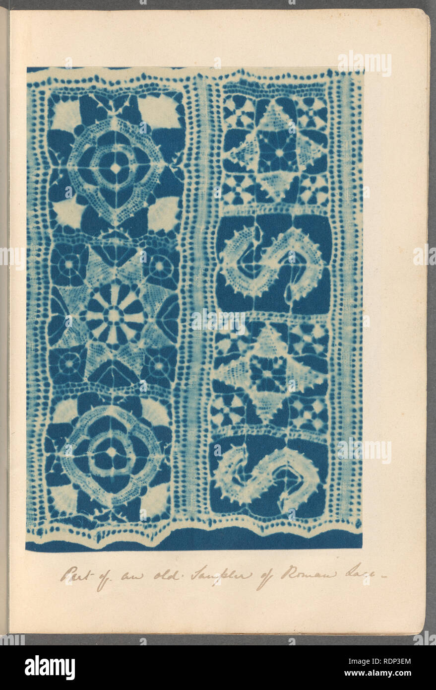 Tudor pattern vector hi-res stock photography and images - Alamy