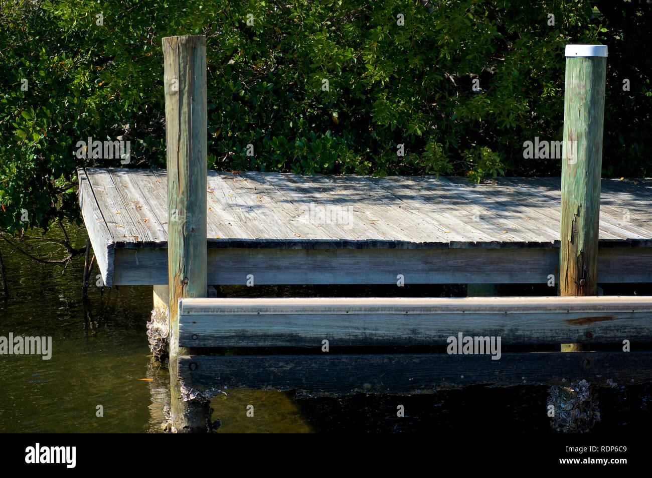 Old dock posts High Resolution Stock Photography and Images - Alamy