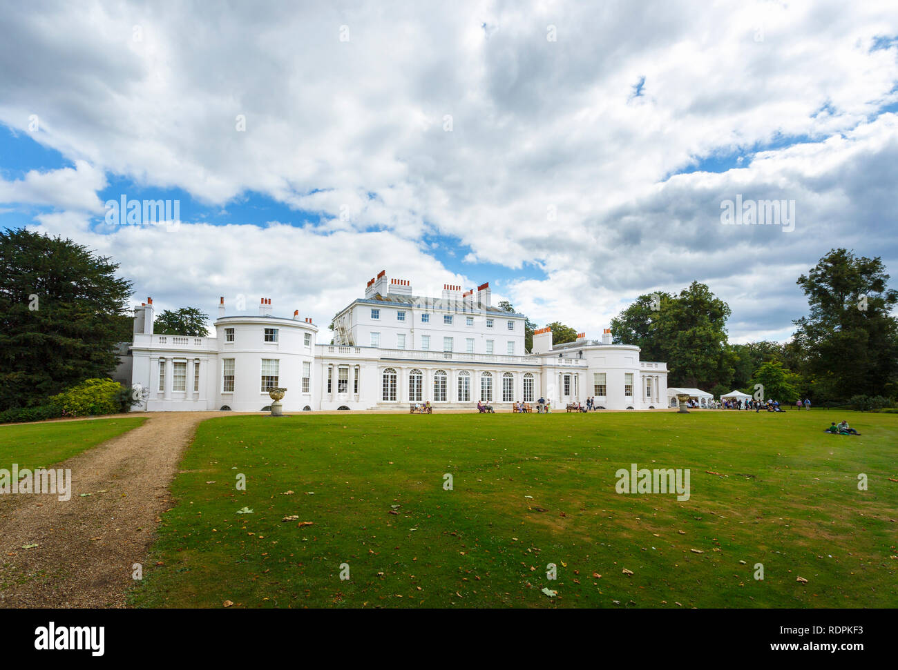 Buildings landmarks frogmore house berkshire hi-res stock photography ...