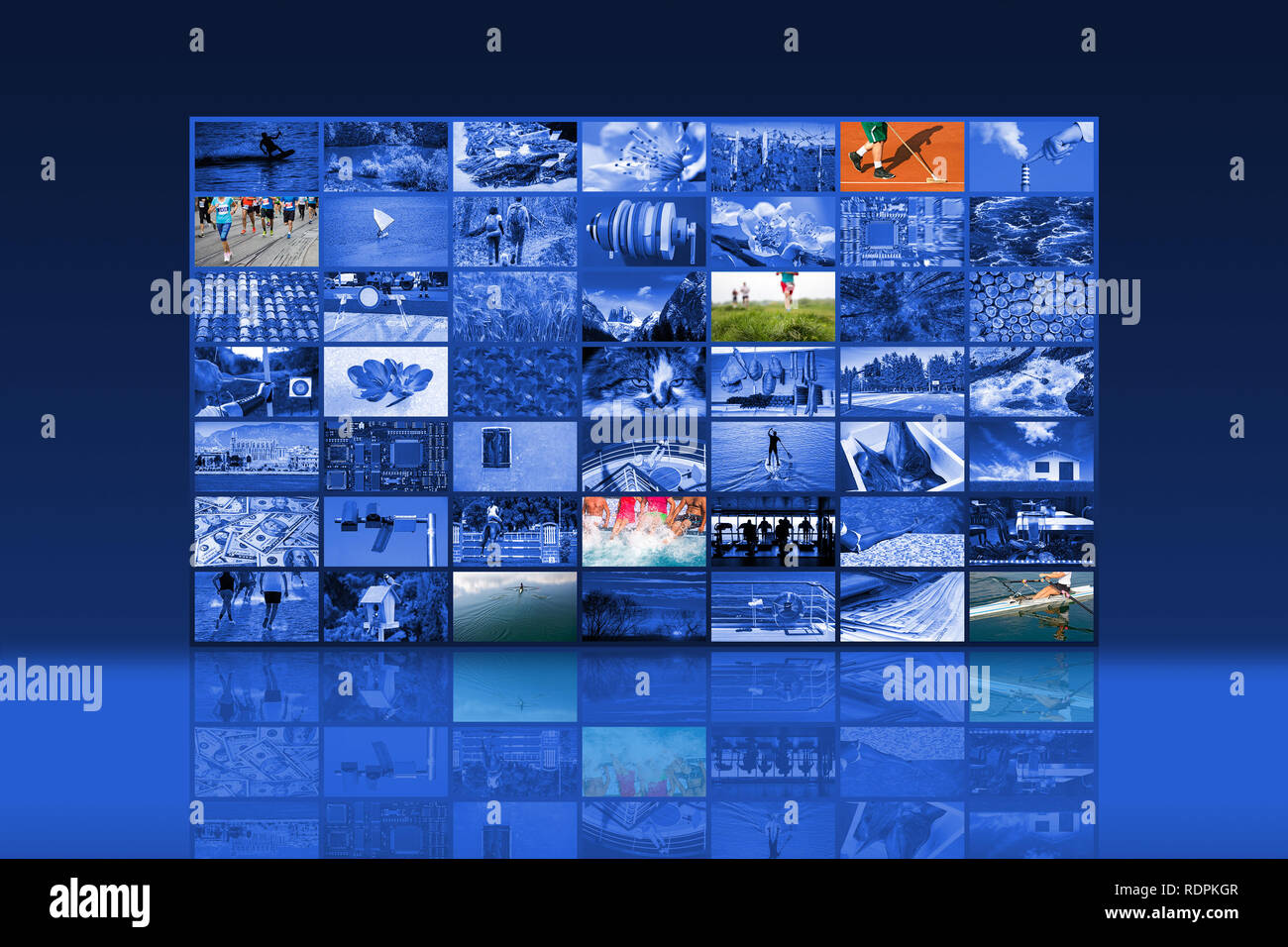 Big multimedia video wall widescreen Web streaming media TV Stock Photo ...