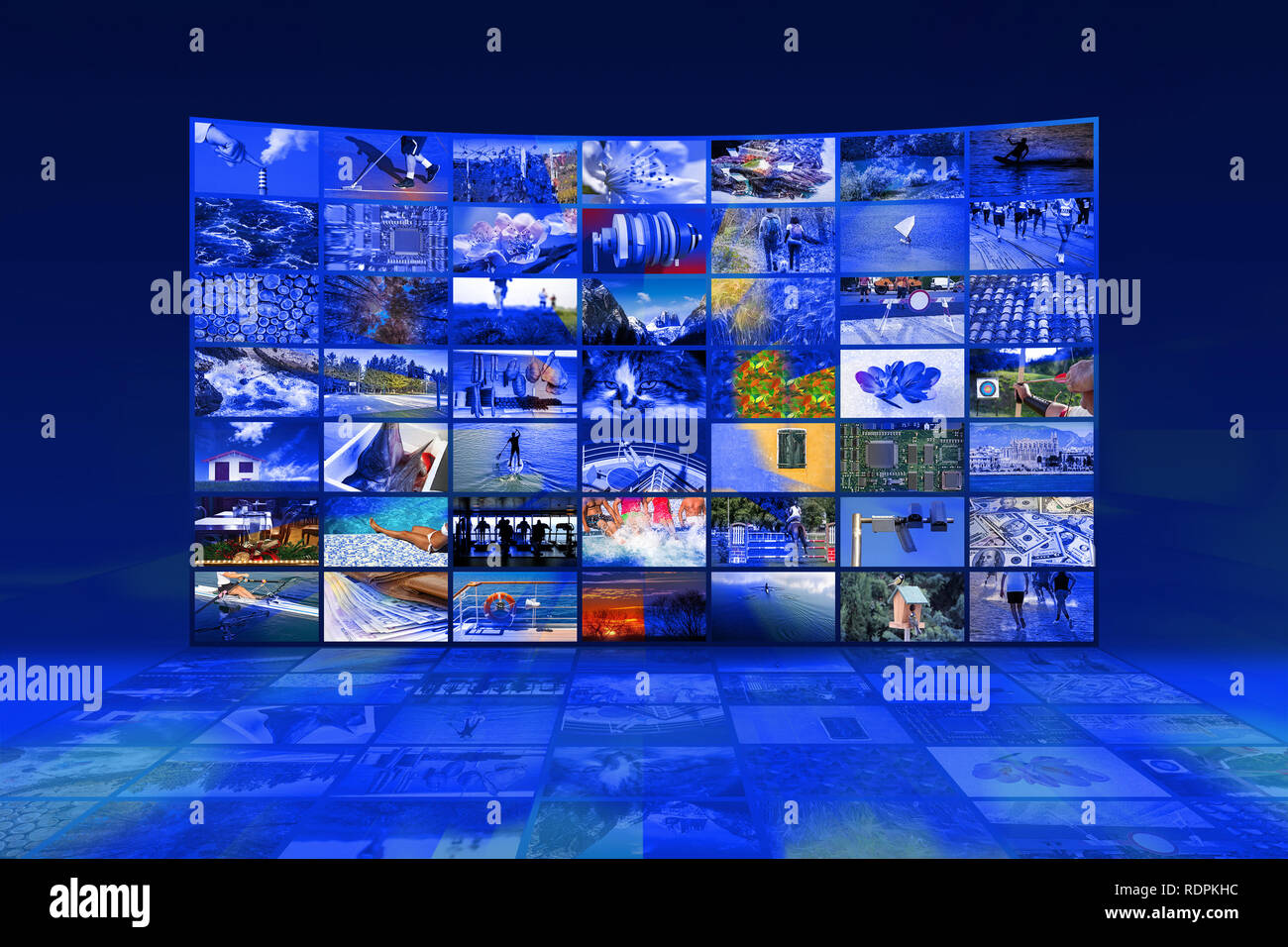Big multimedia video wall widescreen Web streaming media TV Stock Photo ...