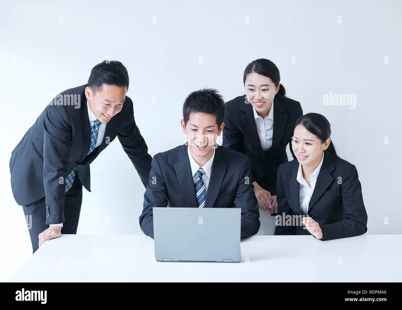 Japan job training hi-res stock photography and images - Alamy
