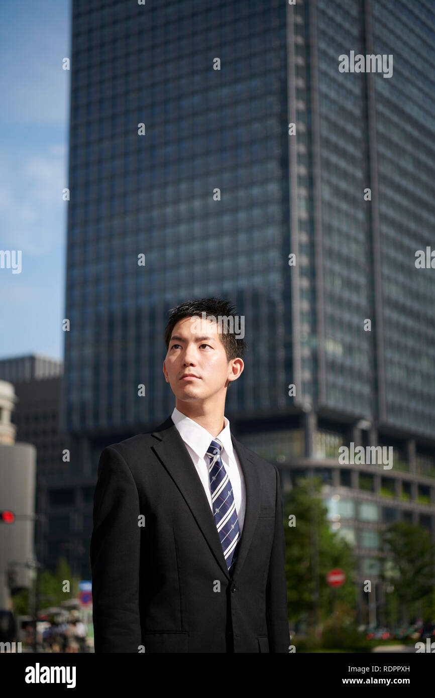 Young Japanese businessman Stock Photo - Alamy