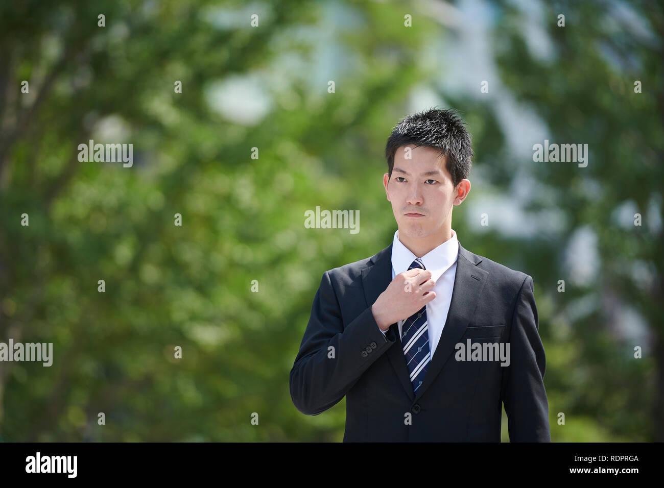 Young Japanese businessman Stock Photo - Alamy