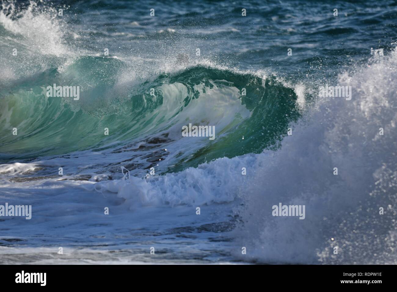 Photography of waves hi-res stock photography and images - Alamy