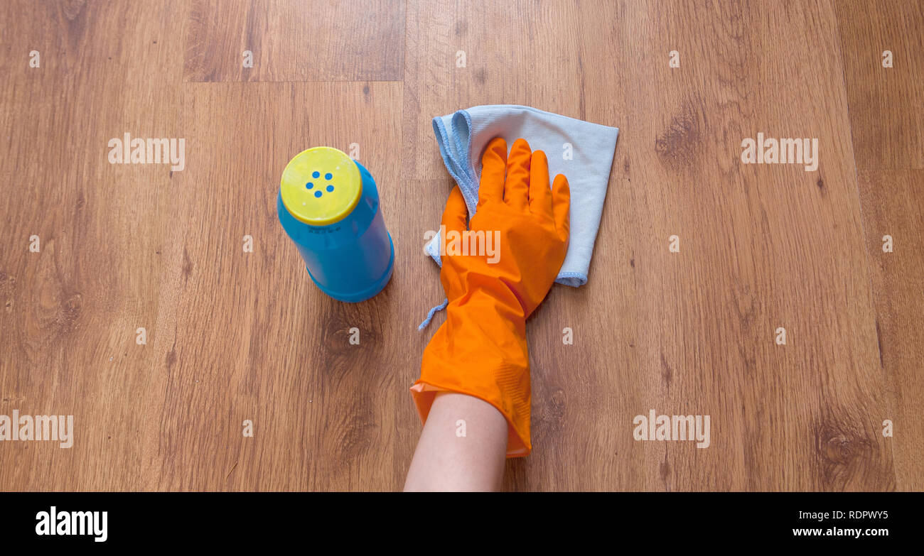 Woman wiping floor white cloth hi-res stock photography and images - Alamy